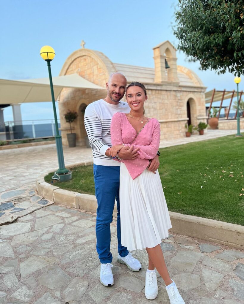 All About International Dating Website And Travel Guide